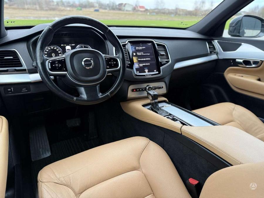 Pelēks Volvo XC90 2018 Šauļi, ar dzinēja tilpumu 1.97 L un nobraukumu 230 tūkst. km par 18800 €, foto 15 vietnē AUTOMOTO.COM.LV