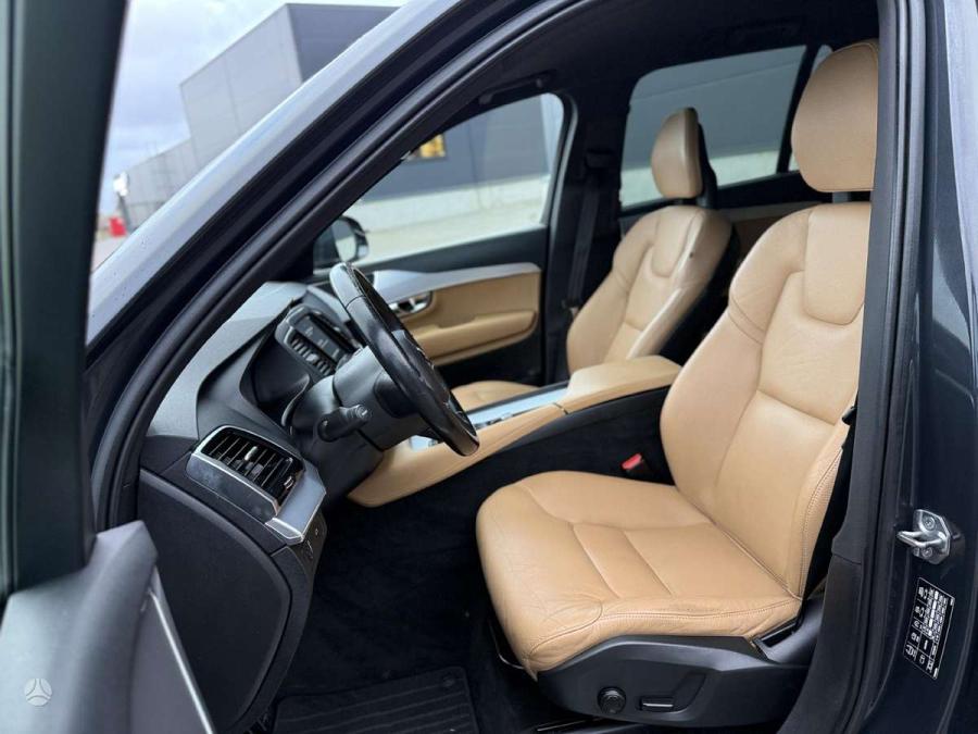 Pelēks Volvo XC90 2018 Šauļi, ar dzinēja tilpumu 1.97 L un nobraukumu 230 tūkst. km par 18800 €, foto 16 vietnē AUTOMOTO.COM.LV