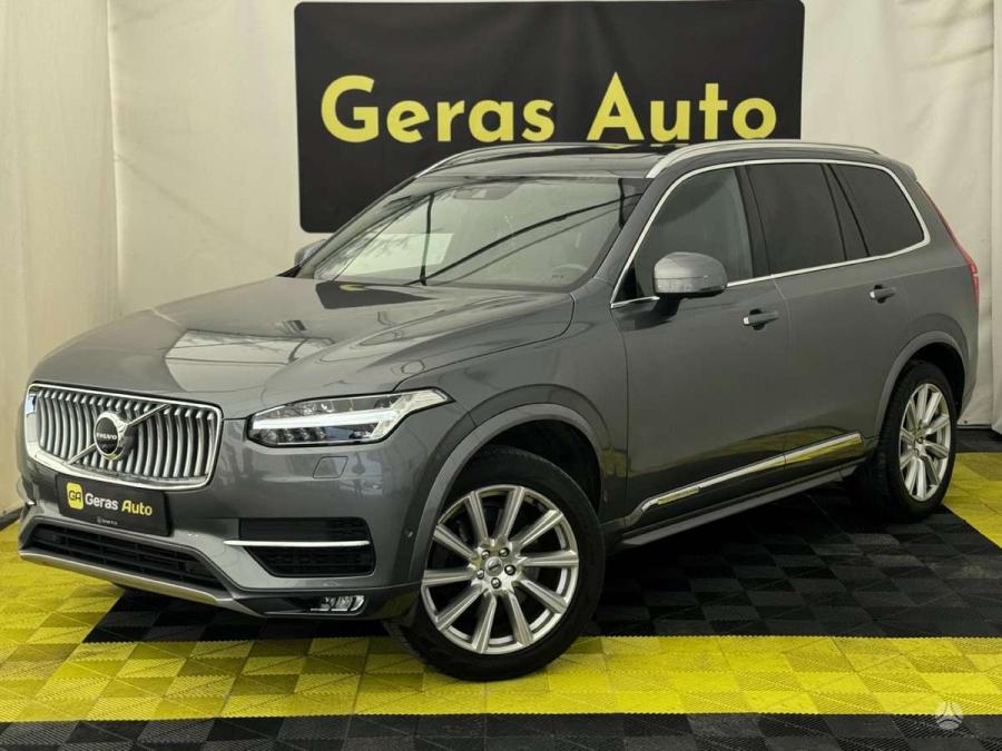 Pelēks Volvo XC90 2018 Viļņa, ar dzinēja tilpumu 1.97 L un nobraukumu 77 tūkst. km par 28450 €, foto 1 vietnē AUTOMOTO.COM.LV