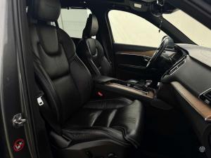 Pelēks Volvo XC90 2018 Viļņa, ar dzinēja tilpumu 1.97 L un nobraukumu 77 tūkst. km par 28450 €, foto 17 vietnē AUTOMOTO.COM.LV