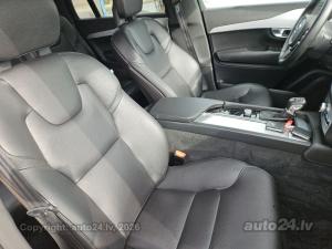 Grey Volvo XC90 2018 in Tartu, with an engine capacity of 2.00 L and mileage of 259 thousand km for 22750 €, photo 11 on AUTOMOTO.COM.LV