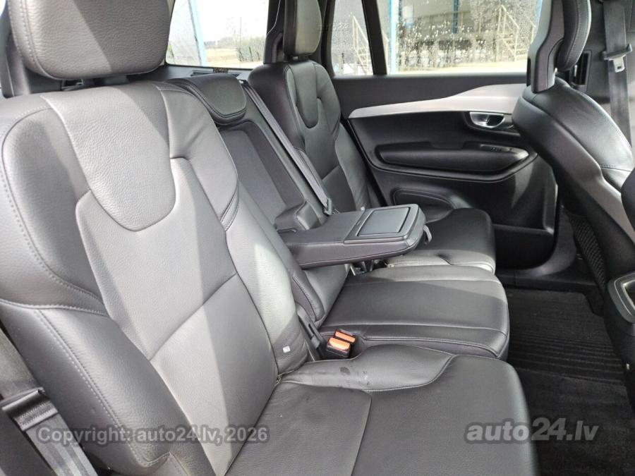 Grey Volvo XC90 2018 in Tartu, with an engine capacity of 2.00 L and mileage of 259 thousand km for 22750 €, photo 12 on AUTOMOTO.COM.LV
