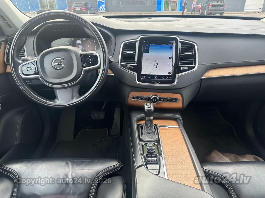 Grey Volvo XC90 2018 in Tallinn, with an engine capacity of 2.00 L and mileage of 116 thousand km for 28900 €, photo 9 on AUTOMOTO.COM.LV