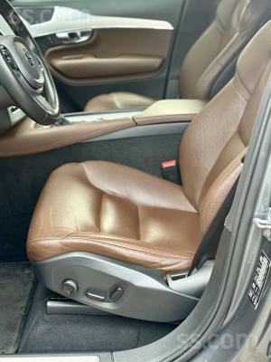 Grey Volvo XC90 2018 in Riga, with an engine capacity of 2.00 L and mileage of 0 thousand km for 27900 €, photo 16 on AUTOMOTO.COM.LV