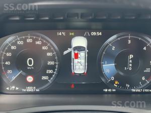 Grey Volvo XC90 2018 in Riga, with an engine capacity of 2.00 L and mileage of 0 thousand km for 27900 €, photo 21 on AUTOMOTO.COM.LV