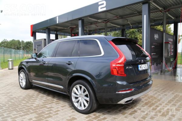 Pelēks Volvo XC90 2018 Rīga, ar dzinēja tilpumu 2.00 L un nobraukumu 138 tūkst. km par 29800 €, foto 3 vietnē AUTOMOTO.COM.LV