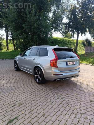 Pelēks Volvo XC90 2018 Daugavpils, ar dzinēja tilpumu 2.00 L un nobraukumu 351 tūkst. km par 21600 €, foto 5 vietnē AUTOMOTO.COM.LV
