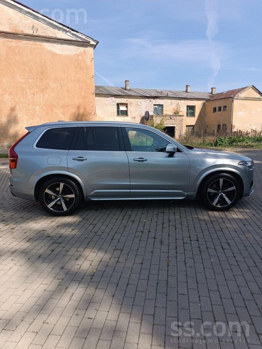 Pelēks Volvo XC90 2018 Daugavpils, ar dzinēja tilpumu 2.00 L un nobraukumu 351 tūkst. km par 21600 €, foto 6 vietnē AUTOMOTO.COM.LV