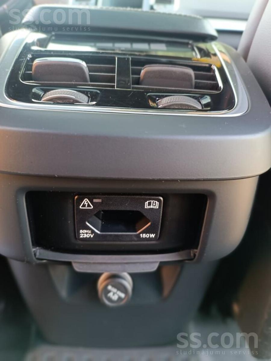 Pelēks Volvo XC90 2018 Daugavpils, ar dzinēja tilpumu 2.00 L un nobraukumu 351 tūkst. km par 21600 €, foto 19 vietnē AUTOMOTO.COM.LV