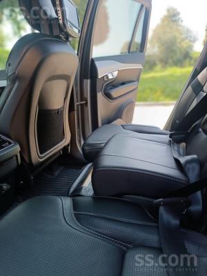 Pelēks Volvo XC90 2018 Daugavpils, ar dzinēja tilpumu 2.00 L un nobraukumu 351 tūkst. km par 21600 €, foto 21 vietnē AUTOMOTO.COM.LV