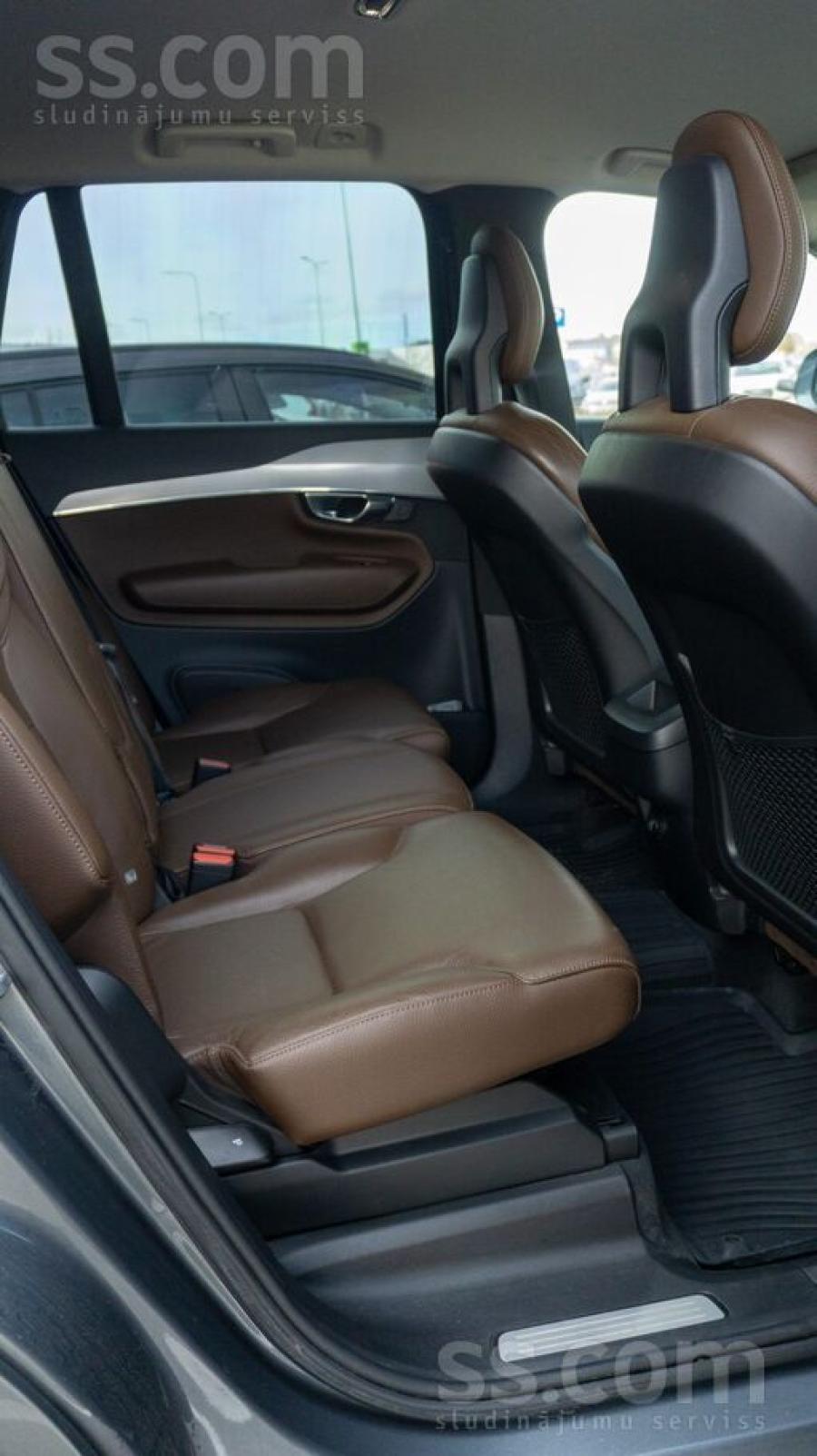 Grey Volvo XC90 2018 in Riga, with an engine capacity of 2.00 L and mileage of 243 thousand km for 22290 €, photo 31 on AUTOMOTO.COM.LV