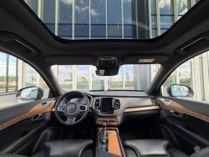 Grey Volvo XC90 2018 in Vilnius, with an engine capacity of 1.97 L and mileage of 248 thousand km for 24800 €, photo 7 on AUTOMOTO.COM.LV