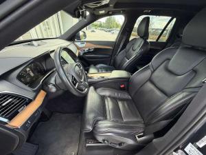 Grey Volvo XC90 2018 in Vilnius, with an engine capacity of 1.97 L and mileage of 248 thousand km for 24800 €, photo 8 on AUTOMOTO.COM.LV