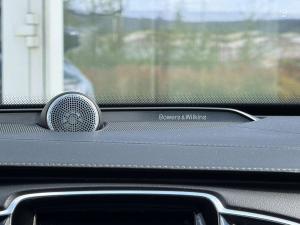 Grey Volvo XC90 2018 in Vilnius, with an engine capacity of 1.97 L and mileage of 248 thousand km for 24800 €, photo 18 on AUTOMOTO.COM.LV