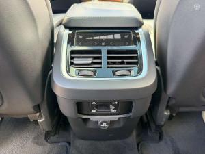 Grey Volvo XC90 2018 in Vilnius, with an engine capacity of 1.97 L and mileage of 248 thousand km for 24800 €, photo 19 on AUTOMOTO.COM.LV