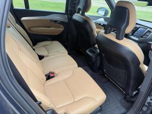 Grey Volvo XC90 2018 in Siauliai, with an engine capacity of 1.97 L and mileage of 230 thousand km for 17900 €, photo 18 on AUTOMOTO.COM.LV