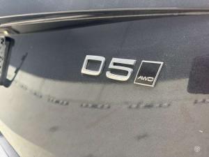 Grey Volvo XC90 2018 in Siauliai, with an engine capacity of 1.97 L and mileage of 230 thousand km for 17900 €, photo 22 on AUTOMOTO.COM.LV