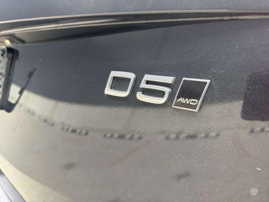 Grey Volvo XC90 2018 in Siauliai, with an engine capacity of 1.97 L and mileage of 230 thousand km for 17900 €, photo 22 on AUTOMOTO.COM.LV