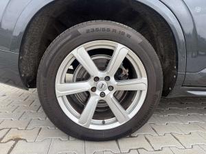 Grey Volvo XC90 2018 in Siauliai, with an engine capacity of 1.97 L and mileage of 230 thousand km for 17900 €, photo 24 on AUTOMOTO.COM.LV