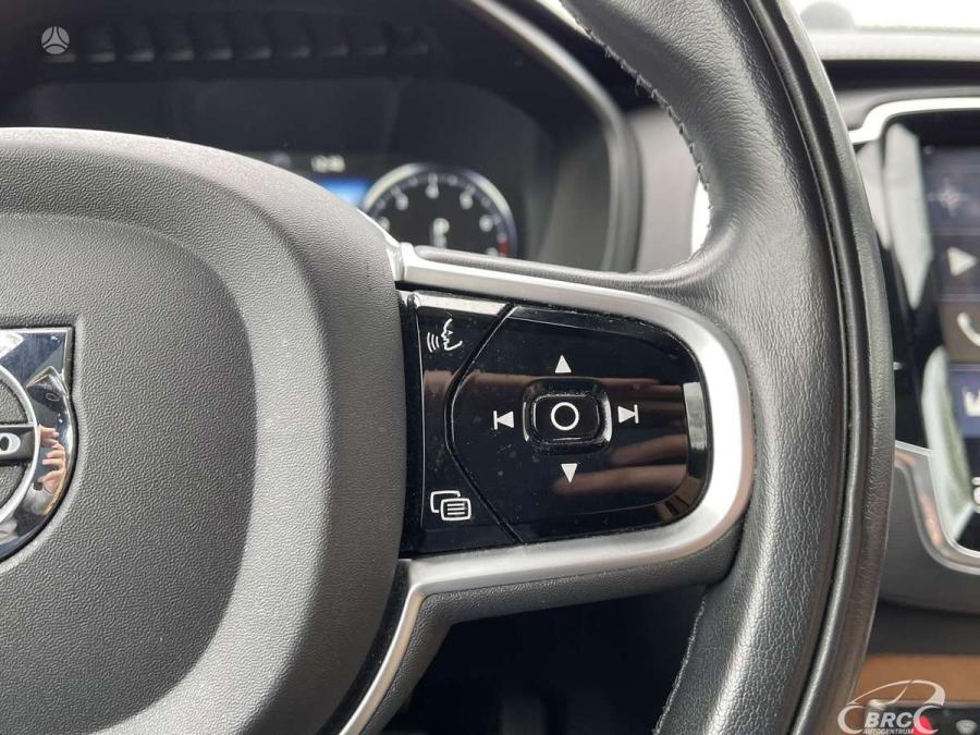 Pelēks Volvo XC90 2018 Klaipėda, ar dzinēja tilpumu 1.97 L un nobraukumu 135 tūkst. km par 23500 €, foto 28 vietnē AUTOMOTO.COM.LV