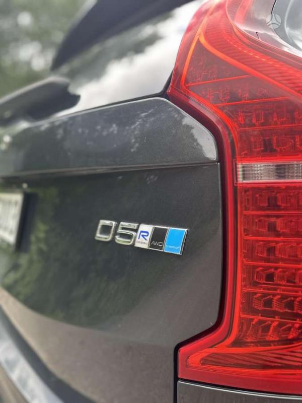 Pelēks Volvo XC90 2018 Lazdijai, ar dzinēja tilpumu 1.97 L un nobraukumu 180 tūkst. km par 27500 €, foto 6 vietnē AUTOMOTO.COM.LV