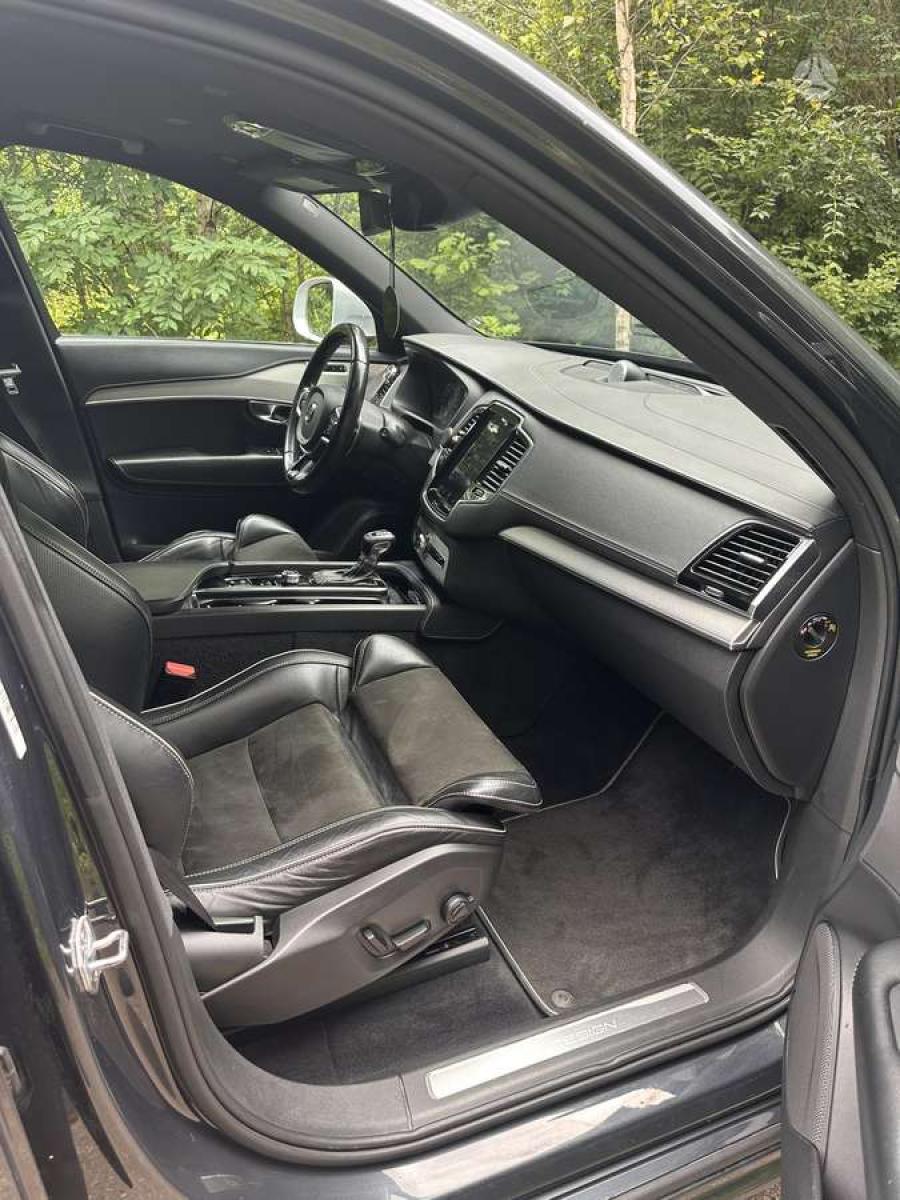 Pelēks Volvo XC90 2018 Lazdijai, ar dzinēja tilpumu 1.97 L un nobraukumu 180 tūkst. km par 27500 €, foto 16 vietnē AUTOMOTO.COM.LV