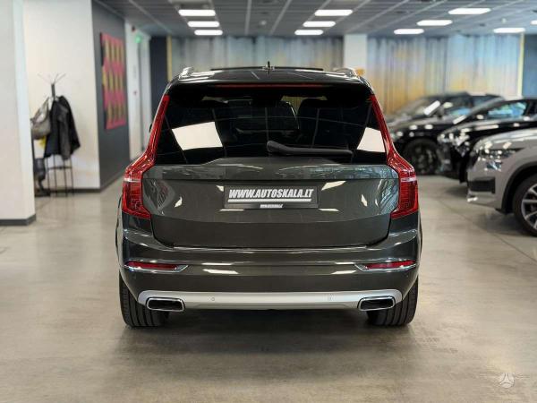 Pelēks Volvo XC90 2018 Klaipėda, ar dzinēja tilpumu 1.97 L un nobraukumu 180 tūkst. km par 28750 €, foto 8 vietnē AUTOMOTO.COM.LV