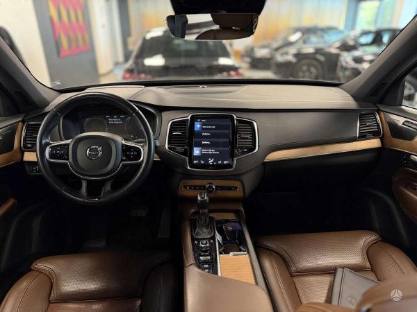 Pelēks Volvo XC90 2018 Klaipėda, ar dzinēja tilpumu 1.97 L un nobraukumu 180 tūkst. km par 28750 €, foto 9 vietnē AUTOMOTO.COM.LV