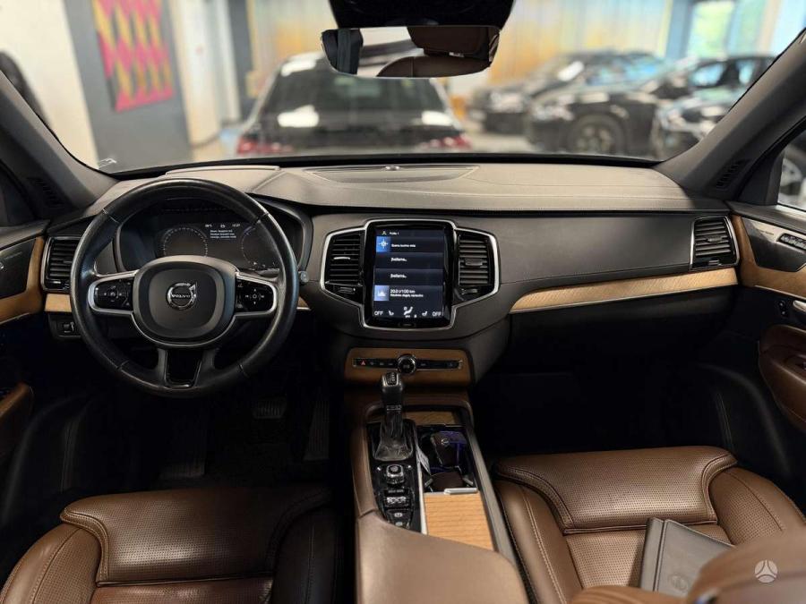 Pelēks Volvo XC90 2018 Klaipėda, ar dzinēja tilpumu 1.97 L un nobraukumu 180 tūkst. km par 28750 €, foto 10 vietnē AUTOMOTO.COM.LV