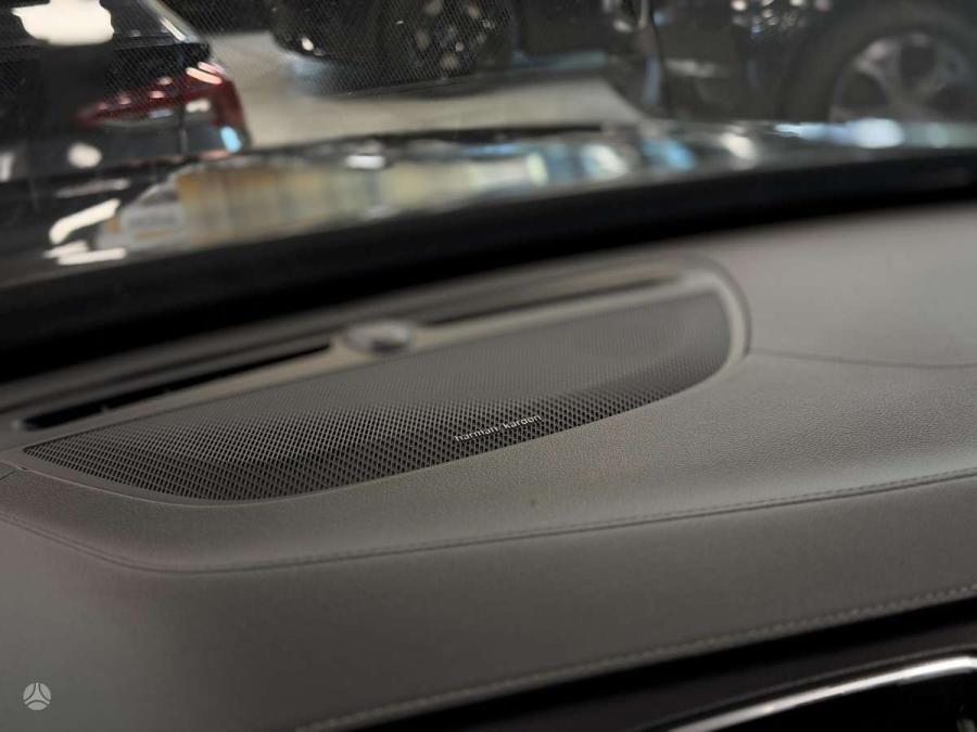 Pelēks Volvo XC90 2018 Klaipėda, ar dzinēja tilpumu 1.97 L un nobraukumu 180 tūkst. km par 28750 €, foto 15 vietnē AUTOMOTO.COM.LV