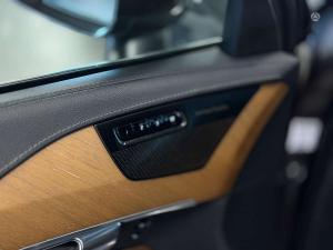 Pelēks Volvo XC90 2018 Klaipėda, ar dzinēja tilpumu 1.97 L un nobraukumu 180 tūkst. km par 28750 €, foto 38 vietnē AUTOMOTO.COM.LV