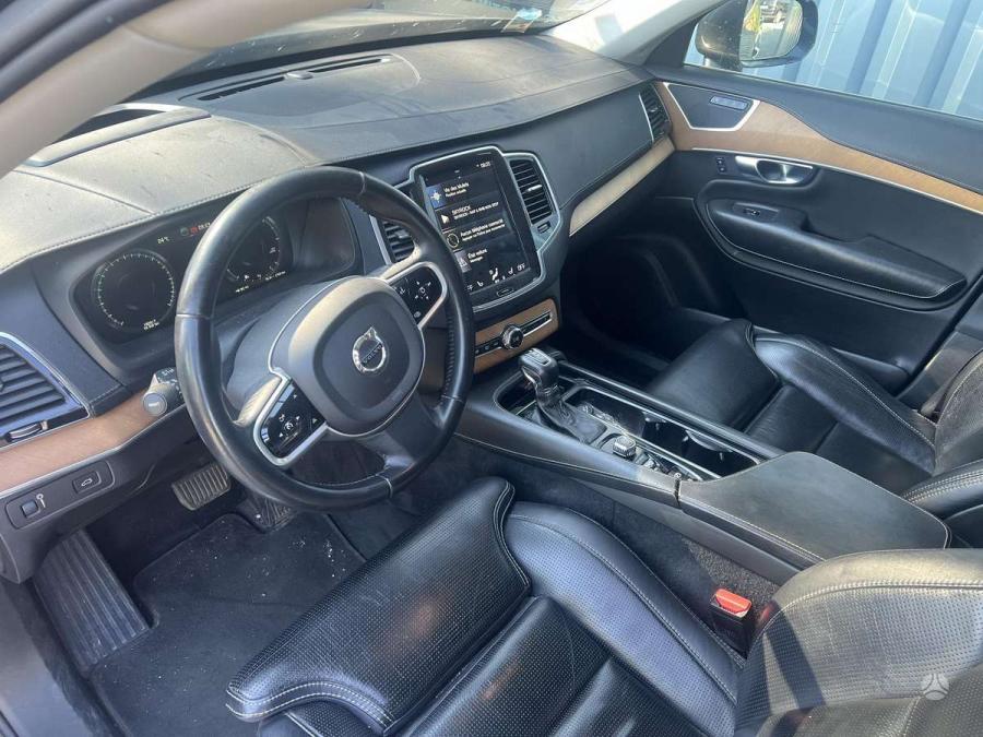 Pelēks Volvo XC90 2018 Tauragė, ar dzinēja tilpumu 1.97 L un nobraukumu 192 tūkst. km par 15700 €, foto 11 vietnē AUTOMOTO.COM.LV