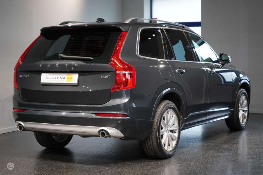 Grey Volvo XC90 2018 in Vilnius, with an engine capacity of 1.97 L and mileage of 225 thousand km for 23900 €, photo 4 on AUTOMOTO.COM.LV