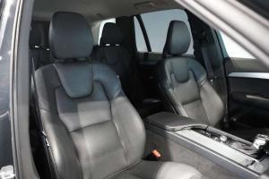 Grey Volvo XC90 2018 in Vilnius, with an engine capacity of 1.97 L and mileage of 225 thousand km for 23900 €, photo 12 on AUTOMOTO.COM.LV