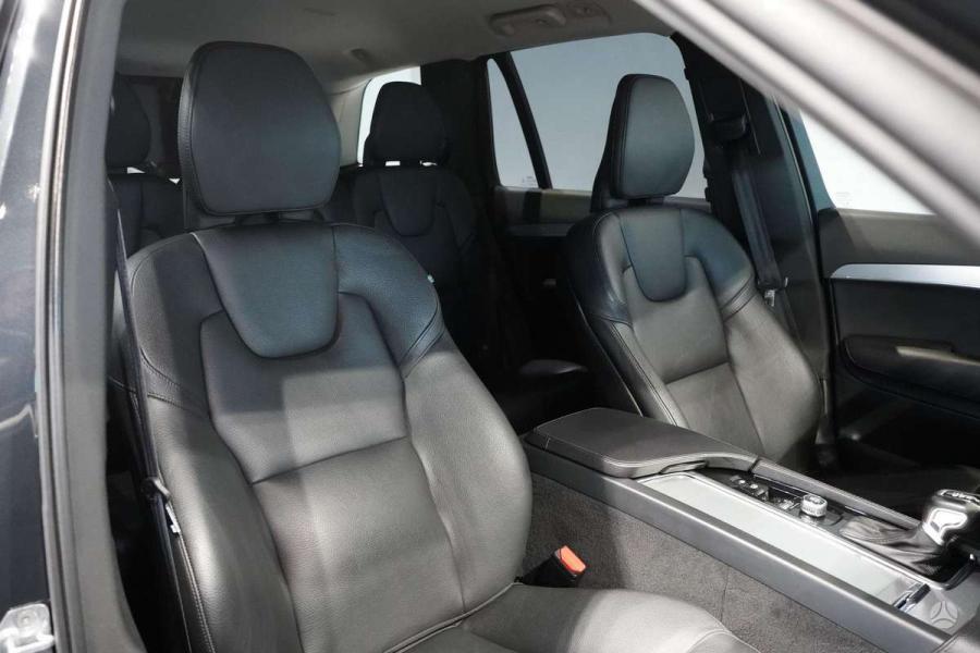 Grey Volvo XC90 2018 in Vilnius, with an engine capacity of 1.97 L and mileage of 225 thousand km for 23900 €, photo 12 on AUTOMOTO.COM.LV