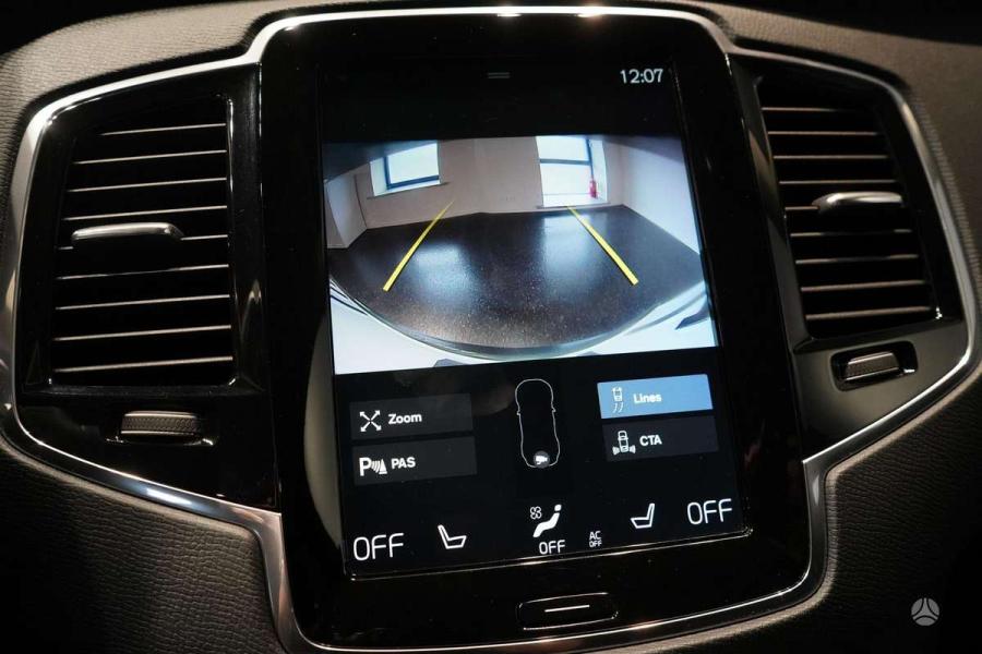 Grey Volvo XC90 2018 in Vilnius, with an engine capacity of 1.97 L and mileage of 225 thousand km for 23900 €, photo 19 on AUTOMOTO.COM.LV