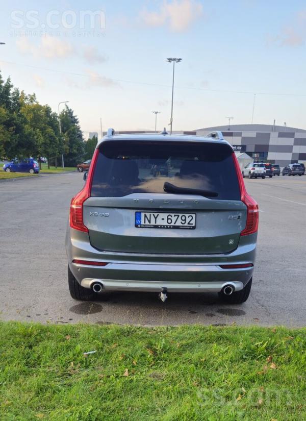Grey Volvo XC90 2018 in Riga, with an engine capacity of 2.00 L and mileage of 132 thousand km for 27750 €, photo 5 on AUTOMOTO.COM.LV