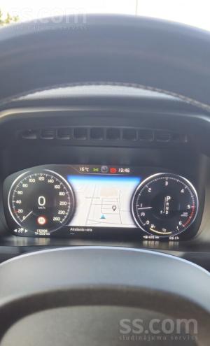 Grey Volvo XC90 2018 in Riga, with an engine capacity of 2.00 L and mileage of 132 thousand km for 27750 €, photo 7 on AUTOMOTO.COM.LV