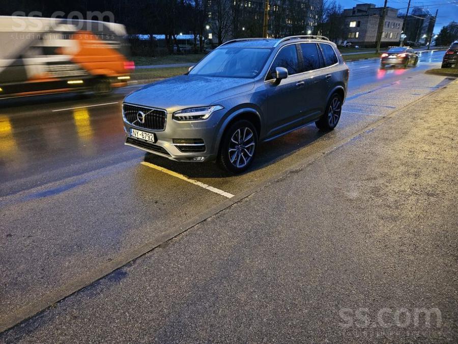 Grey Volvo XC90 2018 in Riga, with an engine capacity of 2.00 L and mileage of 132 thousand km for 27750 €, photo 18 on AUTOMOTO.COM.LV