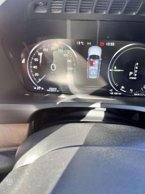 Pelēks Volvo XC90 2018 Kauņa, ar dzinēja tilpumu 1.97 L un nobraukumu 200 tūkst. km par 27000 €, foto 9 vietnē AUTOMOTO.COM.LV