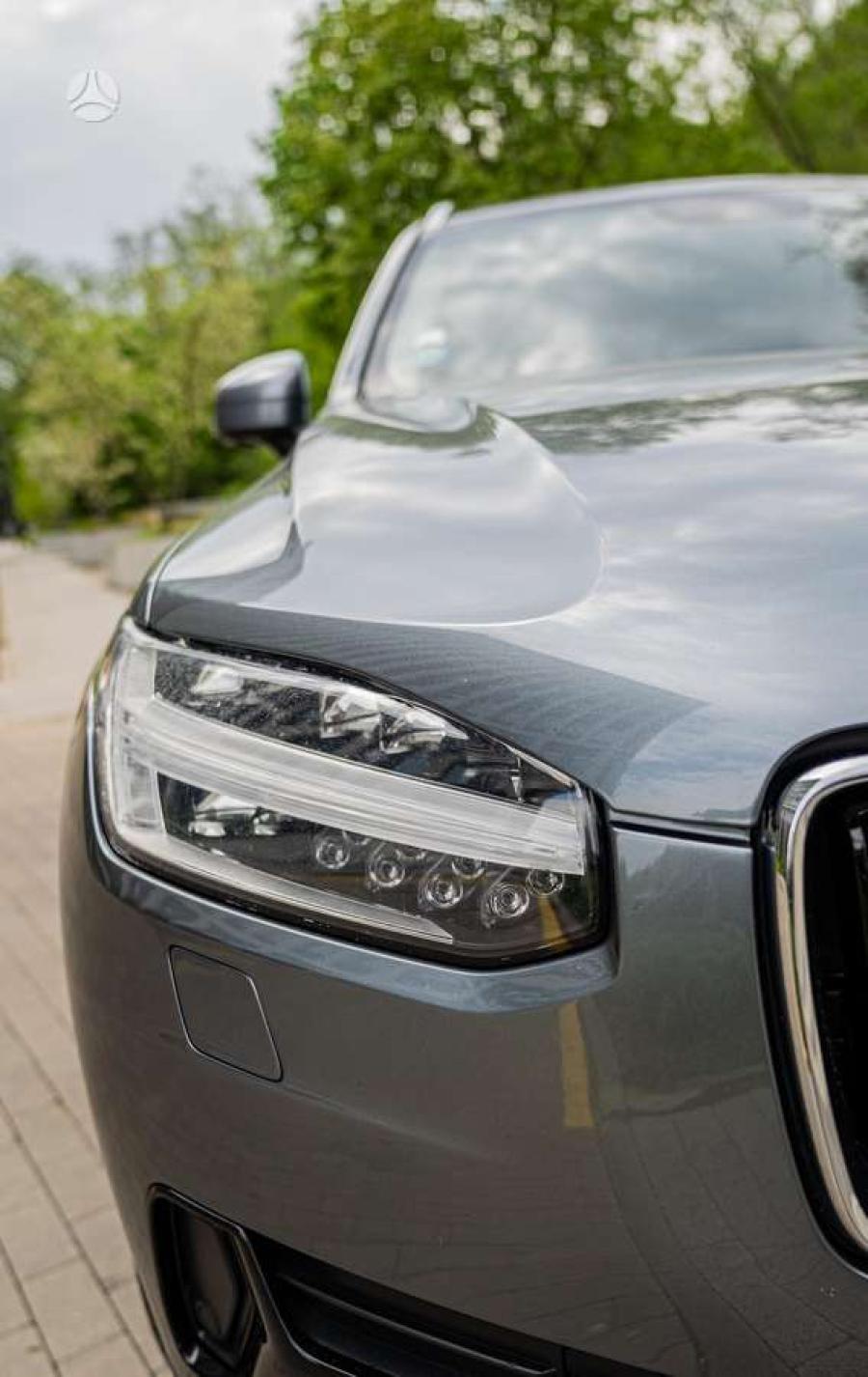 Grey Volvo XC90 2018 in Vilnius, with an engine capacity of 1.97 L and mileage of 146 thousand km for 22000 €, photo 9 on AUTOMOTO.COM.LV