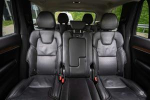 Grey Volvo XC90 2018 in Vilnius, with an engine capacity of 1.97 L and mileage of 146 thousand km for 22000 €, photo 29 on AUTOMOTO.COM.LV