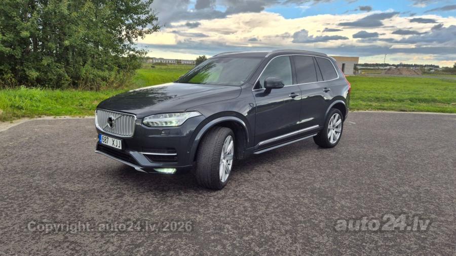 Grey Volvo XC90 2018 in Tallinn, with an engine capacity of 2.00 L and mileage of 190 thousand km for 29000 €, photo 4 on AUTOMOTO.COM.LV