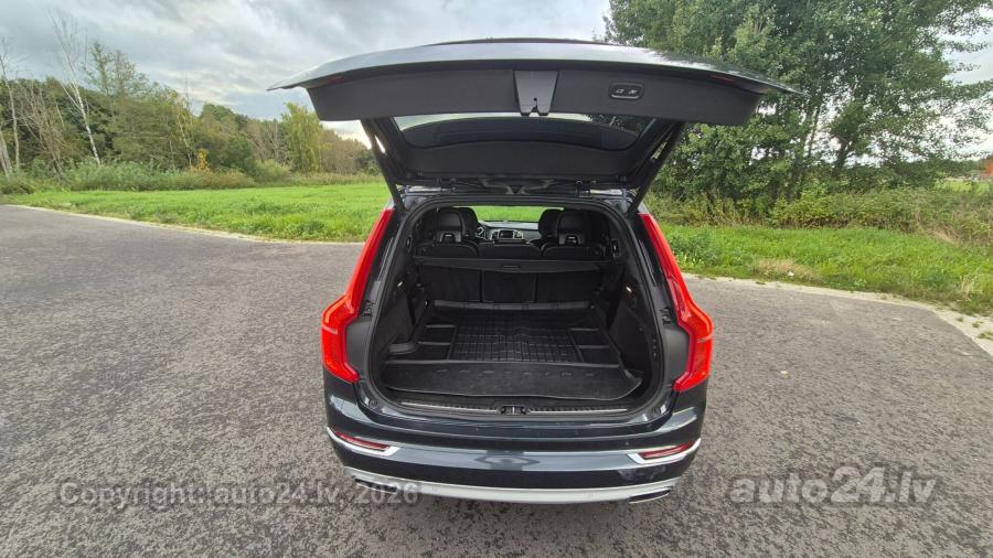 Grey Volvo XC90 2018 in Tallinn, with an engine capacity of 2.00 L and mileage of 190 thousand km for 29000 €, photo 10 on AUTOMOTO.COM.LV