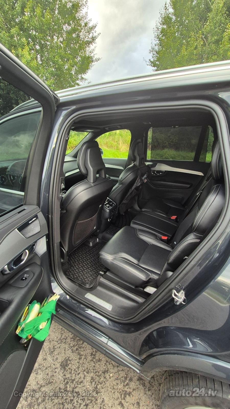 Grey Volvo XC90 2018 in Tallinn, with an engine capacity of 2.00 L and mileage of 190 thousand km for 29000 €, photo 12 on AUTOMOTO.COM.LV