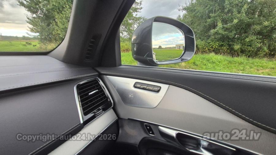 Grey Volvo XC90 2018 in Tallinn, with an engine capacity of 2.00 L and mileage of 190 thousand km for 29000 €, photo 19 on AUTOMOTO.COM.LV