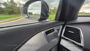 Grey Volvo XC90 2018 in Tallinn, with an engine capacity of 2.00 L and mileage of 190 thousand km for 29000 €, photo 20 on AUTOMOTO.COM.LV