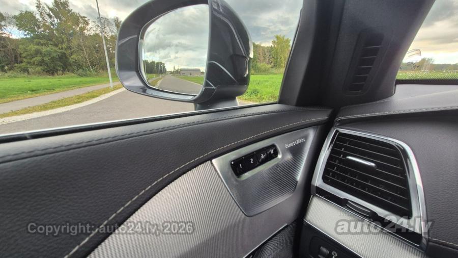 Grey Volvo XC90 2018 in Tallinn, with an engine capacity of 2.00 L and mileage of 190 thousand km for 29000 €, photo 20 on AUTOMOTO.COM.LV