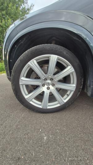Grey Volvo XC90 2018 in Tallinn, with an engine capacity of 2.00 L and mileage of 190 thousand km for 29000 €, photo 22 on AUTOMOTO.COM.LV