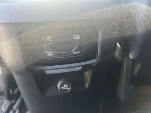 Grey Volvo XC90 2018 in Taurage, with an engine capacity of 1.97 L and mileage of 192 thousand km for 13900 €, photo 12 on AUTOMOTO.COM.LV
